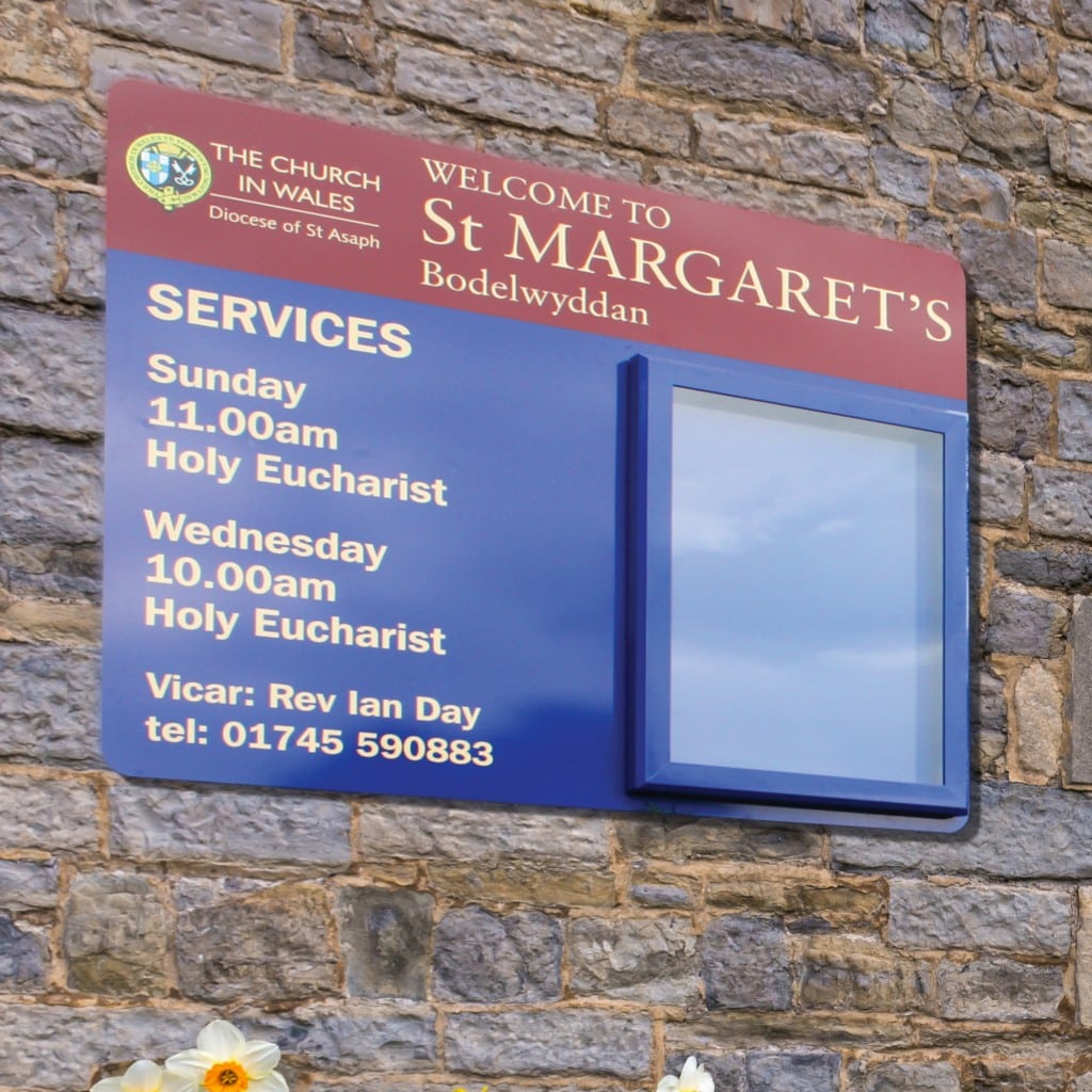 Deluxe Wall Mounted Notice Board (Design 4) - Noticeboards Online